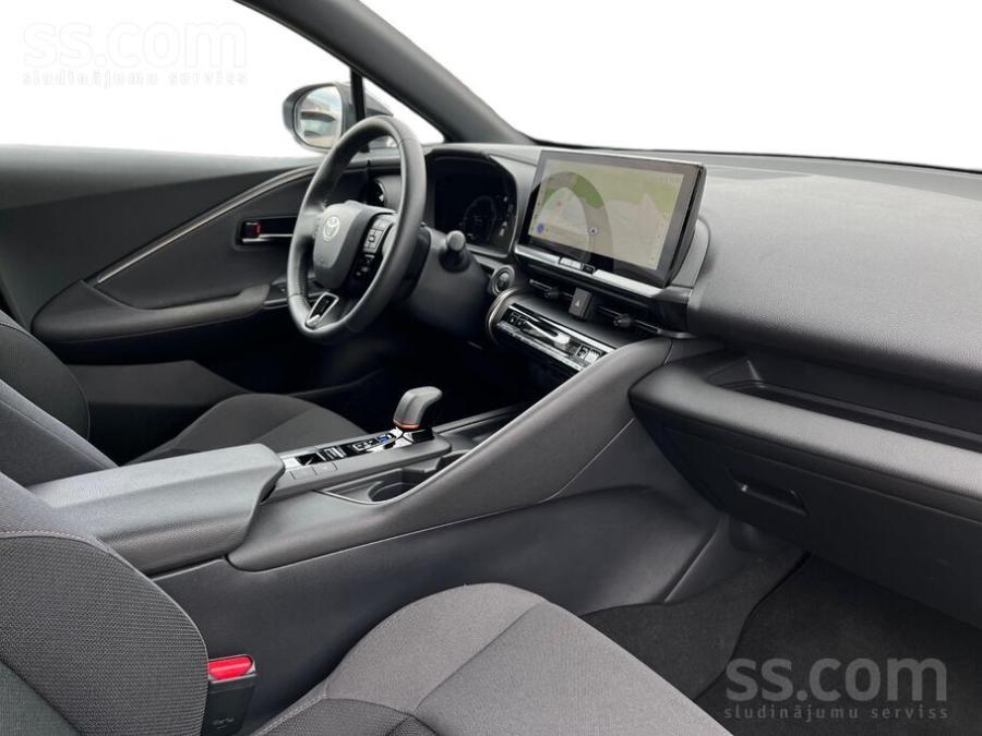Balts Toyota C-HR 2025 Rīga, ar dzinēja tilpumu 1.80 L un nobraukumu 10 tūkst. km par 29490 €, foto 7 vietnē AUTOMOTO.COM.LV