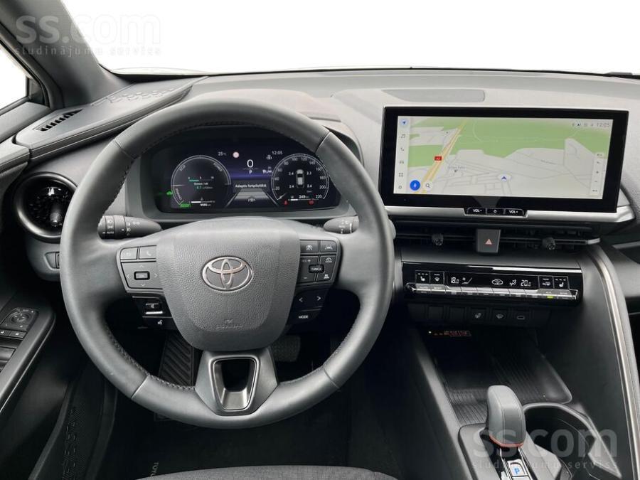 Balts Toyota C-HR 2025 Rīga, ar dzinēja tilpumu 1.80 L un nobraukumu 10 tūkst. km par 29490 €, foto 10 vietnē AUTOMOTO.COM.LV