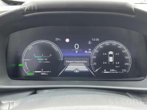 Balts Toyota C-HR 2025 Rīga, ar dzinēja tilpumu 1.80 L un nobraukumu 10 tūkst. km par 29490 €, foto 14 vietnē AUTOMOTO.COM.LV