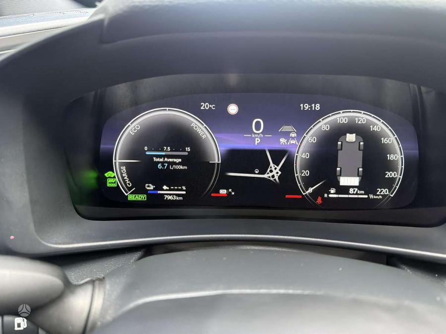 Белый Тойота C-HR 2025 в Вильнюс, объемом двигателя 1.99 л и пробегом 8 тыс. км за 32900 €, фото 38 на AUTOMOTO.COM.LV
