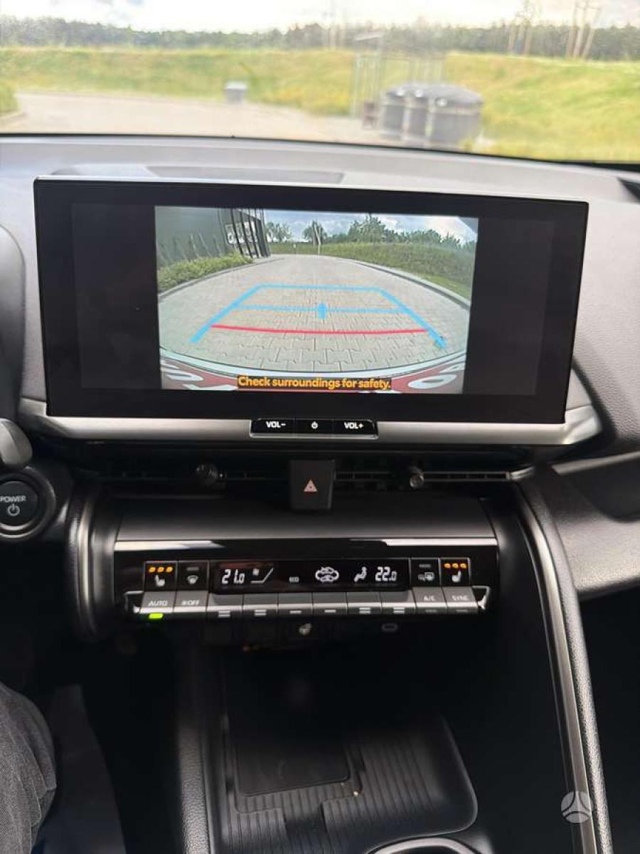 Белый Тойота C-HR 2025 в Вильнюс, объемом двигателя 1.99 л и пробегом 8 тыс. км за 32900 €, фото 45 на AUTOMOTO.COM.LV