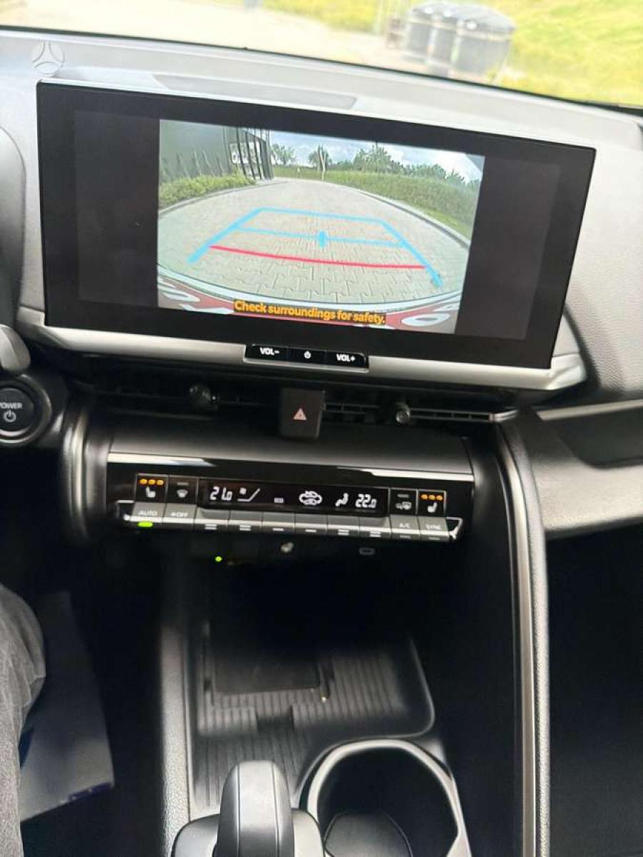 Белый Тойота C-HR 2025 в Вильнюс, объемом двигателя 1.99 л и пробегом 8 тыс. км за 32900 €, фото 46 на AUTOMOTO.COM.LV