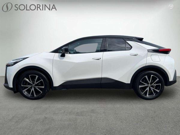White Toyota C-HR 2025 in Klaipeda, with an engine capacity of 1.80 L and mileage of 54 thousand km for 27000 €, photo 3 on AUTOMOTO.COM.LV