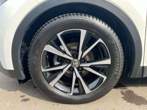 Белый Тойота C-HR 2025 в Клайпеда, объемом двигателя 1.80 л и пробегом 54 тыс. км за 27000 €, фото 16 на AUTOMOTO.COM.LV