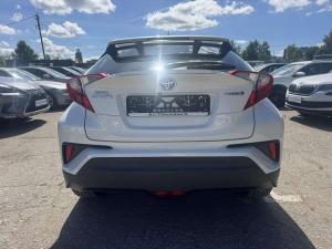 Balts Toyota C-HR 2017 Panevēža, ar dzinēja tilpumu 1.80 L un nobraukumu 194 tūkst. km par 14300 €, foto 8 vietnē AUTOMOTO.COM.LV