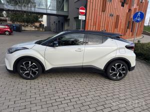 Белый Тойота C-HR 2017 в Даугавпилс, объемом двигателя 1.80 л и пробегом 118 тыс. км за 16750 €, фото 6 на AUTOMOTO.COM.LV