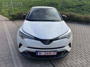 Белый Тойота C-HR 2017 в Даугавпилс, объемом двигателя 1.80 л и пробегом 118 тыс. км за 16750 €, фото 7 на AUTOMOTO.COM.LV