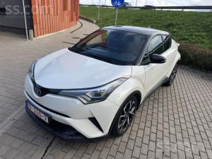 Белый Тойота C-HR 2017 в Даугавпилс, объемом двигателя 1.80 л и пробегом 118 тыс. км за 16750 €, фото 9 на AUTOMOTO.COM.LV