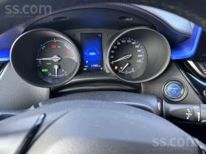 Белый Тойота C-HR 2017 в Даугавпилс, объемом двигателя 1.80 л и пробегом 118 тыс. км за 16750 €, фото 23 на AUTOMOTO.COM.LV