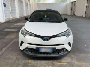 Белый Тойота C-HR 2017 в Даугавпилс, объемом двигателя 1.80 л и пробегом 118 тыс. км за 16500 €, фото 3 на AUTOMOTO.COM.LV