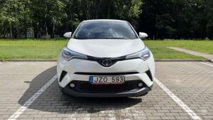 Белый Тойота C-HR 2017 в Вильнюс, объемом двигателя 1.20 л и пробегом 104 тыс. км за 14500 €, фото 4 на AUTOMOTO.COM.LV