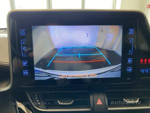 Белый Тойота C-HR 2018 в Таллин, объемом двигателя 1.80 л и пробегом 111 тыс. км за 16900 €, фото 14 на AUTOMOTO.COM.LV