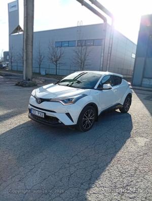 Белый Тойота C-HR 2018 в Таллин, объемом двигателя 1.80 л и пробегом 128 тыс. км за 17300 €, фото 4 на AUTOMOTO.COM.LV