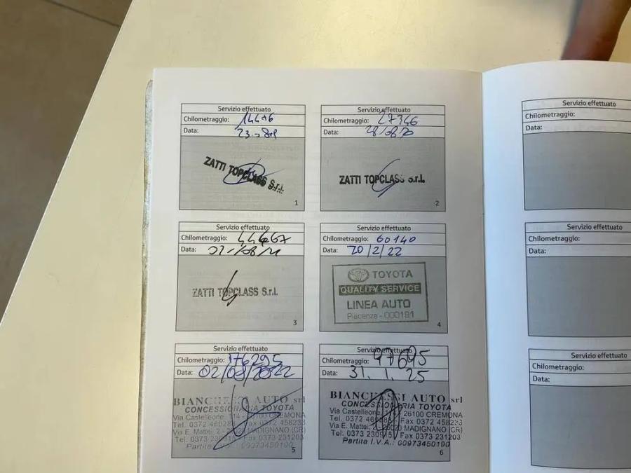 Balts Toyota C-HR 2018 Daugavpils, ar dzinēja tilpumu 1.80 L un nobraukumu 119 tūkst. km par 16250 €, foto 17 vietnē AUTOMOTO.COM.LV