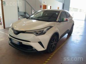 Белый Тойота C-HR 2018 в Даугавпилс, объемом двигателя 1.80 л и пробегом 119 тыс. км за 16750 €, фото 11 на AUTOMOTO.COM.LV