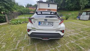 Balts Toyota C-HR 2018 Viļņa, ar dzinēja tilpumu 1.80 L un nobraukumu 110 tūkst. km par 16650 €, foto 5 vietnē AUTOMOTO.COM.LV