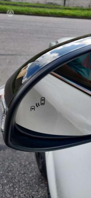 Белый Тойота C-HR 2018 в Клайпеда, объемом двигателя 1.80 л и пробегом 88 тыс. км за 16300 €, фото 20 на AUTOMOTO.COM.LV