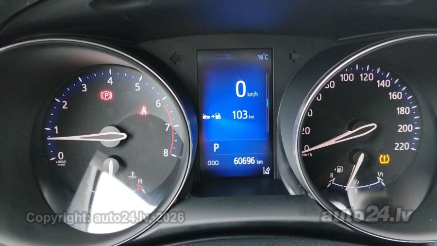 White Toyota C-HR 2018 in Tallinn, with an engine capacity of 1.20 L and mileage of 61 thousand km for 16490 €, photo 13 on AUTOMOTO.COM.LV