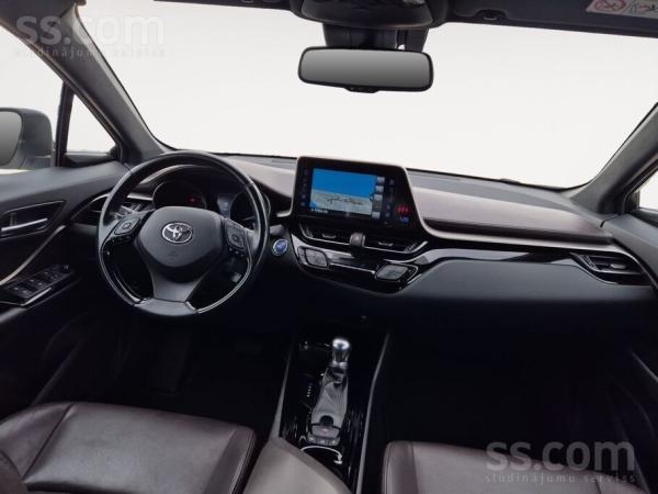 Balts Toyota C-HR 2018 Rīga, ar dzinēja tilpumu 1.80 L un nobraukumu 67 tūkst. km par 18400 €, foto 9 vietnē AUTOMOTO.COM.LV