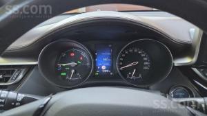 Balts Toyota C-HR 2019 Jelgava, ar dzinēja tilpumu 1.80 L un nobraukumu 125 tūkst. km par 17900 €, foto 12 vietnē AUTOMOTO.COM.LV