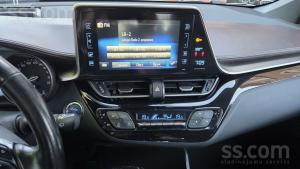 Balts Toyota C-HR 2019 Jelgava, ar dzinēja tilpumu 1.80 L un nobraukumu 125 tūkst. km par 17900 €, foto 13 vietnē AUTOMOTO.COM.LV