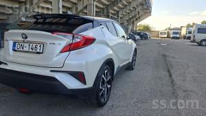 Белый Тойота C-HR 2019 в Даугавпилс, объемом двигателя 1.80 л и пробегом 0 тыс. км за 11700 €, фото 3 на AUTOMOTO.COM.LV
