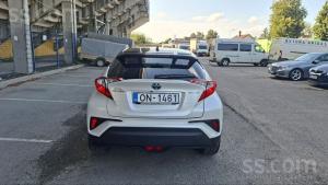 Белый Тойота C-HR 2019 в Даугавпилс, объемом двигателя 1.80 л и пробегом 0 тыс. км за 11700 €, фото 6 на AUTOMOTO.COM.LV