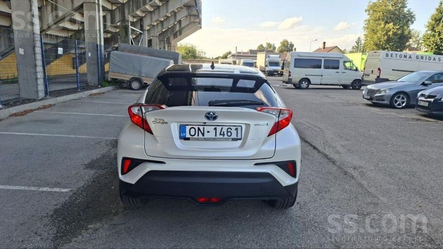 Белый Тойота C-HR 2019 в Даугавпилс, объемом двигателя 1.80 л и пробегом 0 тыс. км за 11700 €, фото 6 на AUTOMOTO.COM.LV