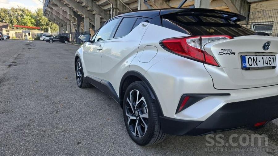 Белый Тойота C-HR 2019 в Даугавпилс, объемом двигателя 1.80 л и пробегом 0 тыс. км за 11700 €, фото 9 на AUTOMOTO.COM.LV