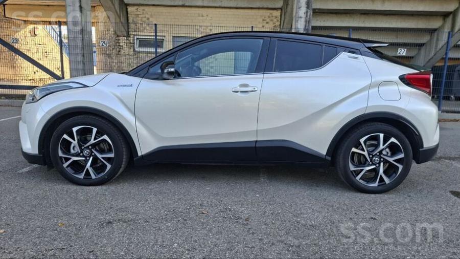 Белый Тойота C-HR 2019 в Даугавпилс, объемом двигателя 1.80 л и пробегом 0 тыс. км за 11700 €, фото 10 на AUTOMOTO.COM.LV