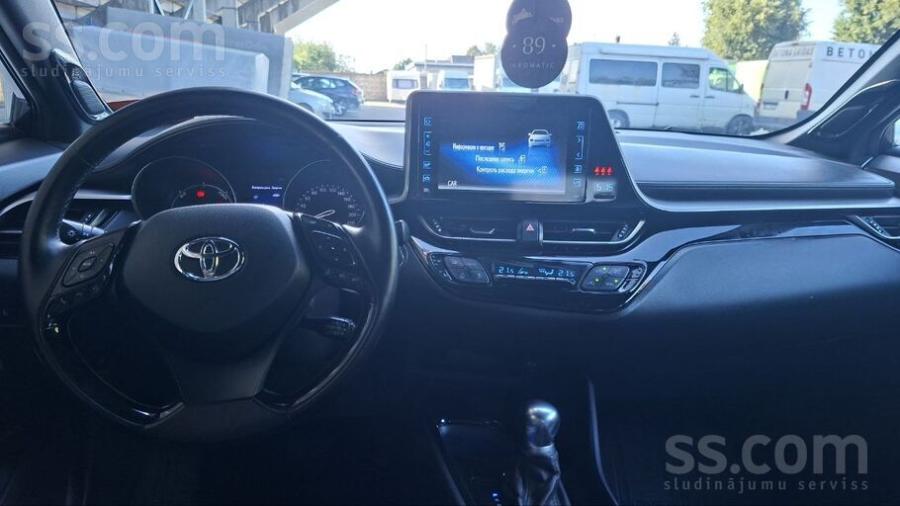 Белый Тойота C-HR 2019 в Даугавпилс, объемом двигателя 1.80 л и пробегом 0 тыс. км за 11700 €, фото 12 на AUTOMOTO.COM.LV