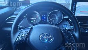 Белый Тойота C-HR 2019 в Даугавпилс, объемом двигателя 1.80 л и пробегом 0 тыс. км за 11700 €, фото 13 на AUTOMOTO.COM.LV