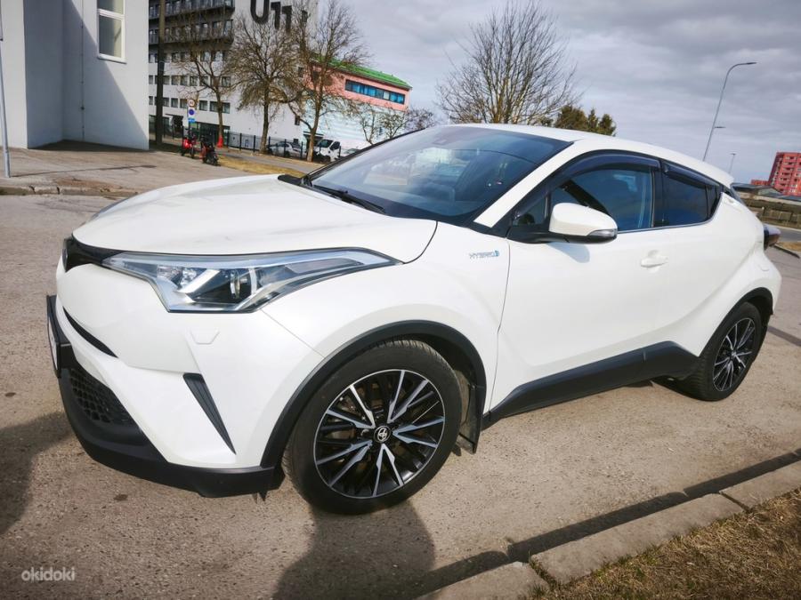 Белый Тойота C-HR 2019 в Таллин, объемом двигателя 1.80 л и пробегом 135 тыс. км за 16900 €, фото 12 на AUTOMOTO.COM.LV