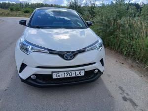 Белый Тойота C-HR 2019 в Вильнюс, объемом двигателя 1.80 л и пробегом 86 тыс. км за 16900 €, фото 6 на AUTOMOTO.COM.LV
