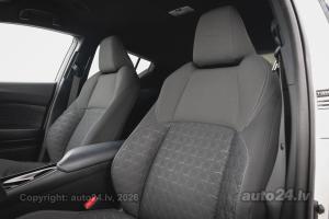 Белый Тойота C-HR 2020 в Тарту, объемом двигателя 1.80 л и пробегом 81 тыс. км за 19999 €, фото 11 на AUTOMOTO.COM.LV