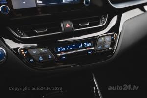 Белый Тойота C-HR 2020 в Тарту, объемом двигателя 1.80 л и пробегом 81 тыс. км за 19999 €, фото 20 на AUTOMOTO.COM.LV