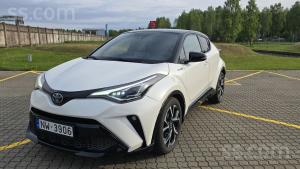 Balts Toyota C-HR 2020 Rīga, ar dzinēja tilpumu 2.00 L un nobraukumu 103 tūkst. km par 20300 €, foto 3 vietnē AUTOMOTO.COM.LV