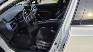 Balts Toyota C-HR 2020 Rīga, ar dzinēja tilpumu 2.00 L un nobraukumu 103 tūkst. km par 20300 €, foto 11 vietnē AUTOMOTO.COM.LV