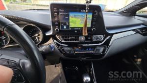 Balts Toyota C-HR 2020 Rīga, ar dzinēja tilpumu 2.00 L un nobraukumu 103 tūkst. km par 20300 €, foto 15 vietnē AUTOMOTO.COM.LV