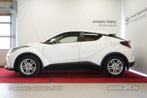 Белый Тойота C-HR 2020 в Тарту, объемом двигателя 1.80 л и пробегом 100 тыс. км за 18490 €, фото 4 на AUTOMOTO.COM.LV