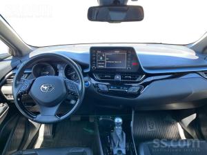 Balts Toyota C-HR 2021 Rīga, ar dzinēja tilpumu 1.80 L un nobraukumu 61 tūkst. km par 21990 €, foto 9 vietnē AUTOMOTO.COM.LV