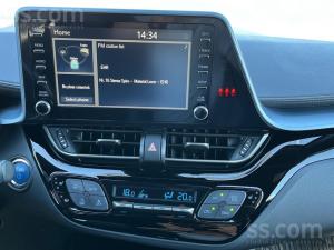 Balts Toyota C-HR 2021 Rīga, ar dzinēja tilpumu 1.80 L un nobraukumu 61 tūkst. km par 21990 €, foto 15 vietnē AUTOMOTO.COM.LV