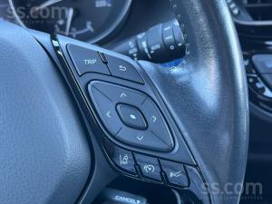 Balts Toyota C-HR 2021 Rīga, ar dzinēja tilpumu 1.80 L un nobraukumu 61 tūkst. km par 21990 €, foto 18 vietnē AUTOMOTO.COM.LV