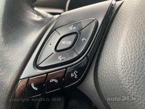 Balts Toyota C-HR 2021 Tallina, ar dzinēja tilpumu 1.80 L un nobraukumu 35 tūkst. km par 22477 €, foto 16 vietnē AUTOMOTO.COM.LV