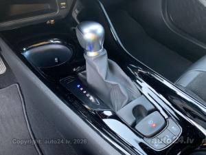 Balts Toyota C-HR 2021 Tallina, ar dzinēja tilpumu 1.80 L un nobraukumu 35 tūkst. km par 22477 €, foto 18 vietnē AUTOMOTO.COM.LV
