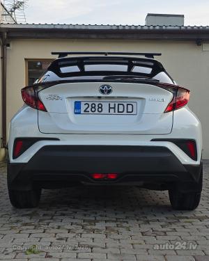 Balts Toyota C-HR 2021 Tallina, ar dzinēja tilpumu 1.80 L un nobraukumu 110 tūkst. km par 19000 €, foto 14 vietnē AUTOMOTO.COM.LV