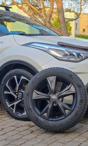 Balts Toyota C-HR 2021 Tallina, ar dzinēja tilpumu 1.80 L un nobraukumu 110 tūkst. km par 19000 €, foto 15 vietnē AUTOMOTO.COM.LV