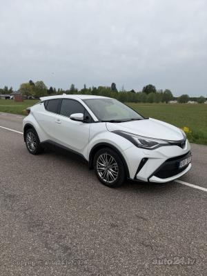 Balts Toyota C-HR 2022 Tallina, ar dzinēja tilpumu 1.80 L un nobraukumu 65 tūkst. km par 21500 €, foto 7 vietnē AUTOMOTO.COM.LV