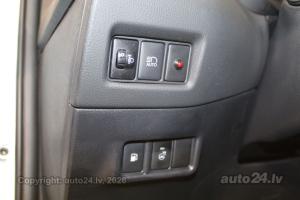 Белый Тойота C-HR 2022 в Таллин, объемом двигателя 1.80 л и пробегом 59 тыс. км за 23490 €, фото 15 на AUTOMOTO.COM.LV