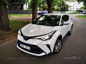 Белый Тойота C-HR 2022 в Таллин, объемом двигателя 1.80 л и пробегом 61 тыс. км за 23995 €, фото 26 на AUTOMOTO.COM.LV